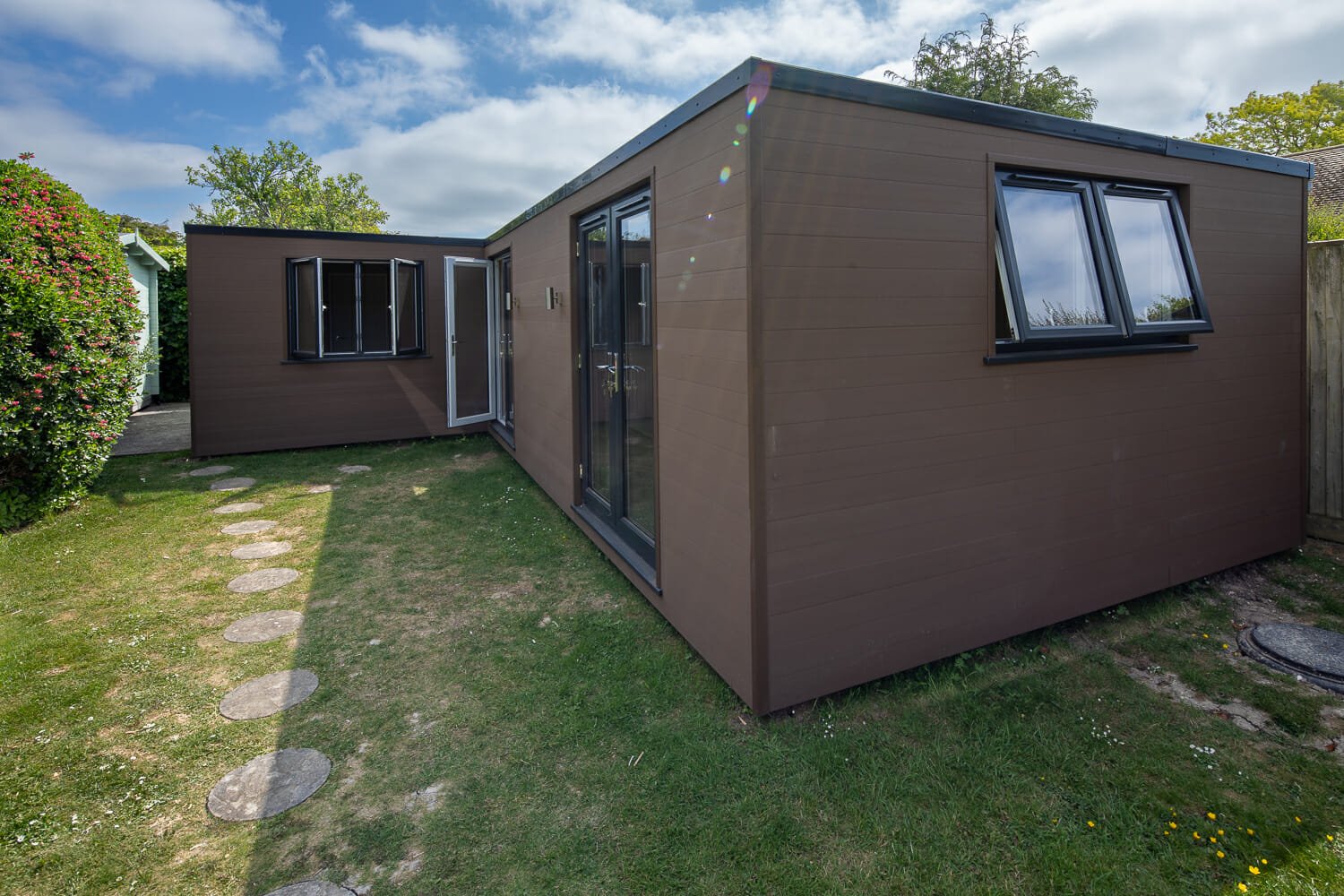 Two Bedroom L-Shape Annex - Sussex Garden Rooms